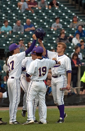 De La Salle wins A-B baseball title, holding off CC 6-4 - Detroit Catholic