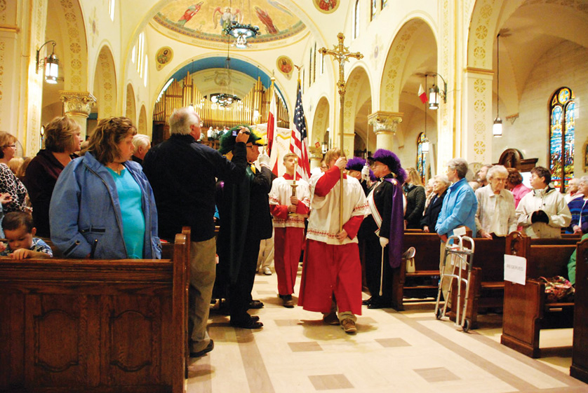 ‘Traveling Catholic’ provides extra Mass Mob opportunities - Detroit ...