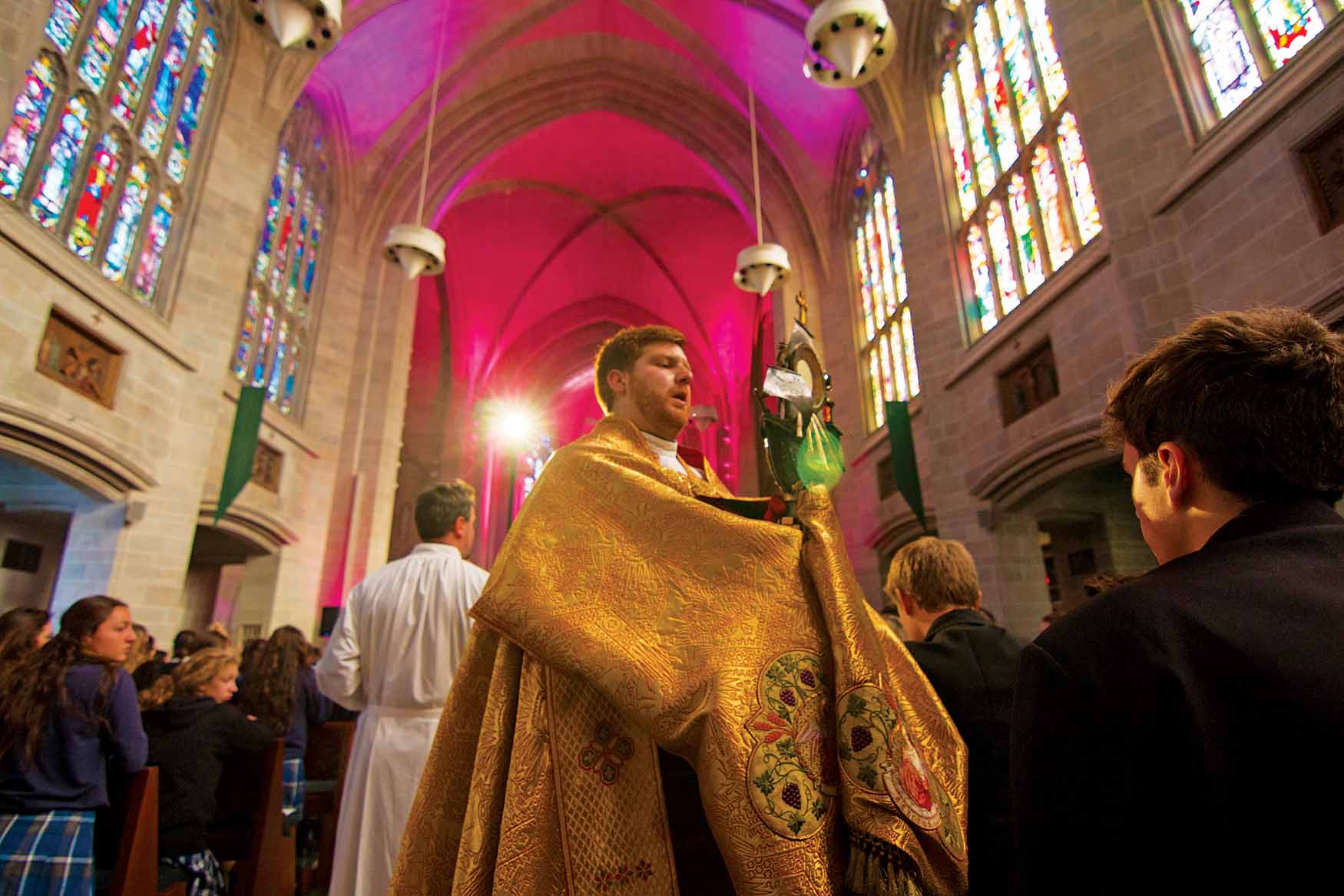 Drawing close to the Lord and His mother - Detroit Catholic